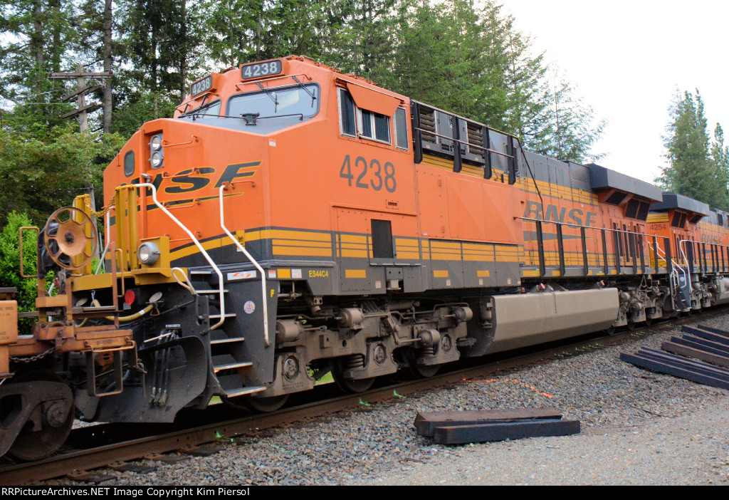 BNSF 4238